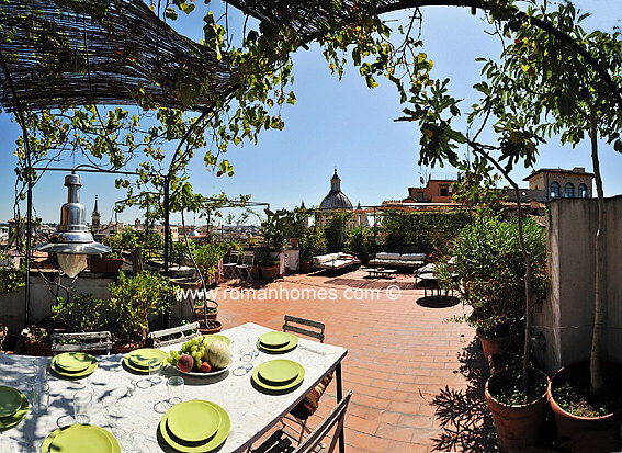 The lower or expansive terrace of Rome Navona square elegant four ...